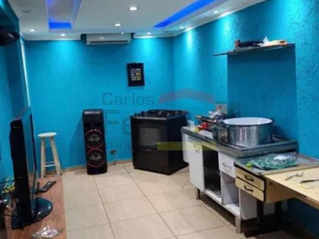 Sobrado à poucos minutos do Metro Tucuruvi
