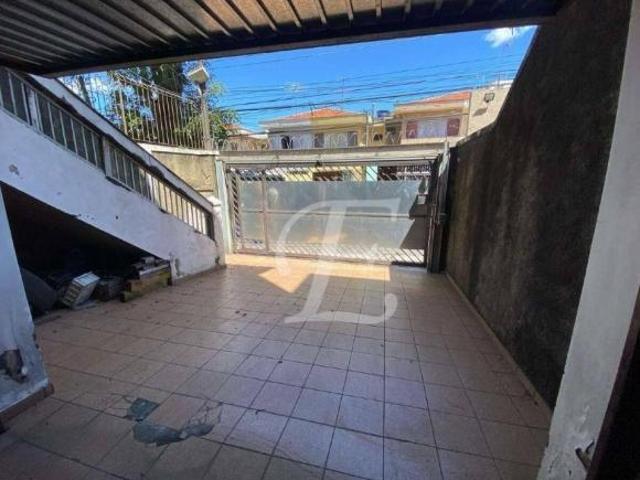 Sobrado à venda 3 dormitórios, 1 suíte, 4 vagas, próximo à Avenida Mazzei