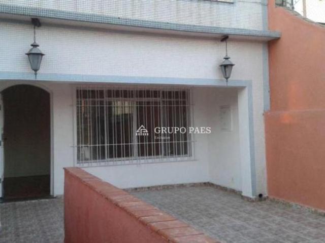 Sobrado à Venda 3 Dormitórios, 1 Vaga, 200m²