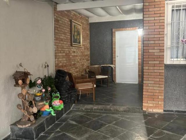 Sobrado à venda ? 3 dormitórios ? 274 m² ? Bairro Centreville ? Santo André/SP