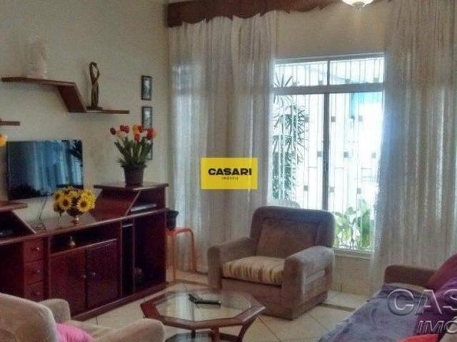 Sobrado à Venda – 3 Dormitórios, 2 Vagas – Próximo à Av. Kennedy e Shopping Golden Square – São Bern