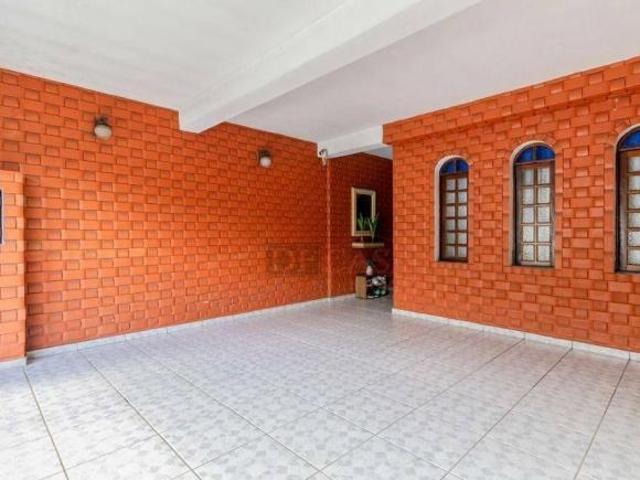Sobrado à Venda. 3 dormitórios, terraço, hidromassagem, 2 vagas de garagem. 142m² Artur Alvim Sã