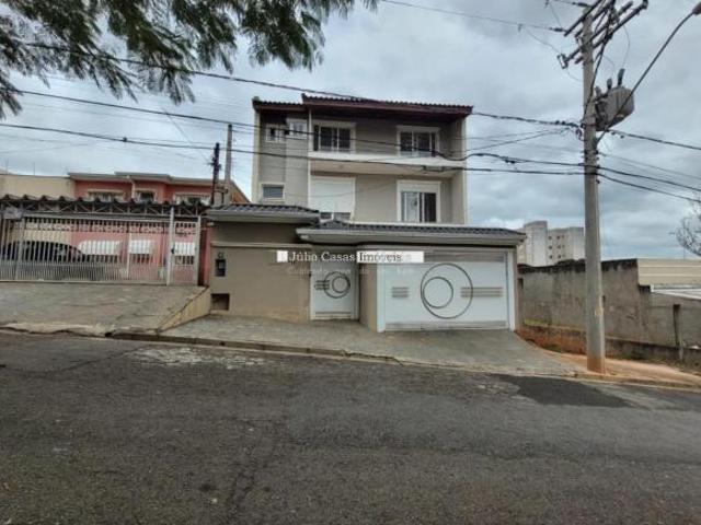 Sobrado a venda 3 quartos no Jd Simus