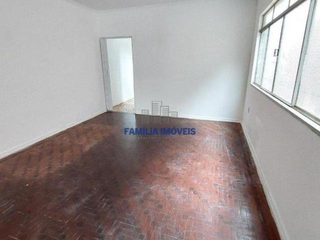 Sobrado à venda 3 quartos edícula Campo Grande SAntos
