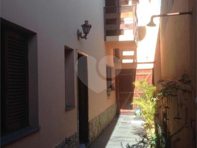 Casa à venda com 2 quartos, sendo 1 suíte, em Vila Amorim, Suzano