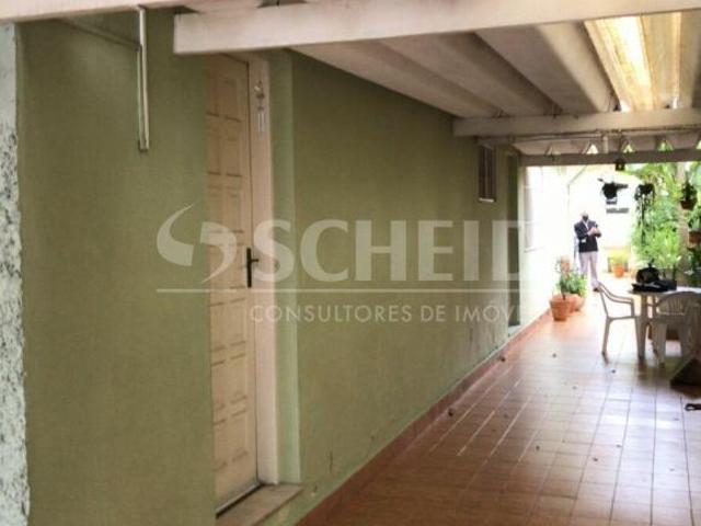 Sobrado a venda 3 quartos sendo 1 suíte 2 vagas 136 m² região de Interlagos