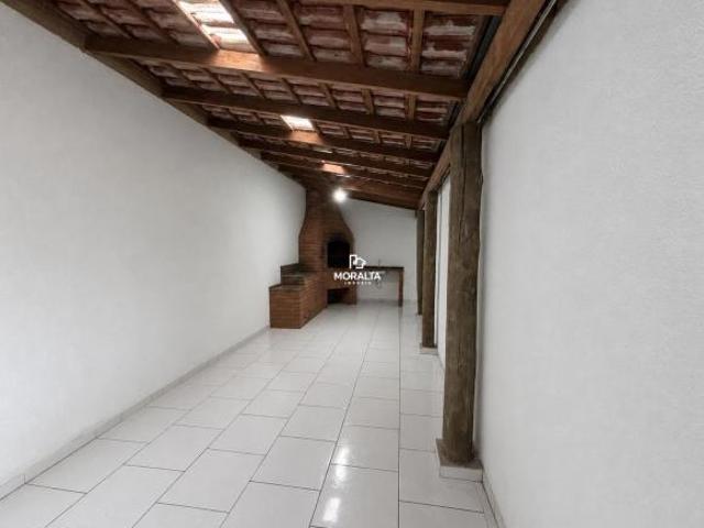 Sobrado à venda 3 quartos sendo 1 suíte Bairro Monte Libano