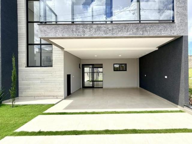 Sobrado à Venda 3 Quartos 140m²