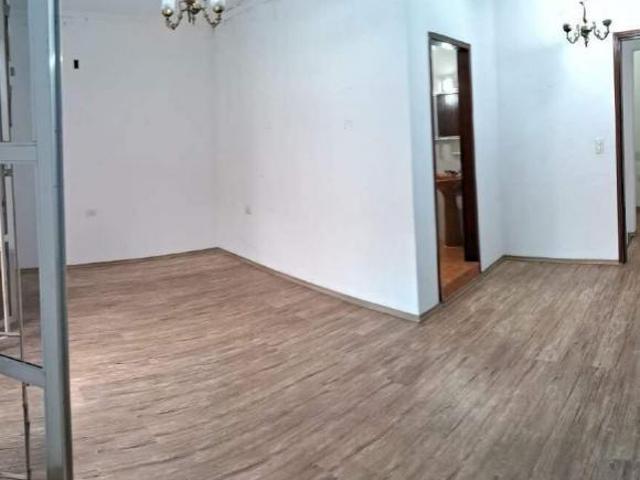 Sobrado à venda 3 quartos 1 suíte 3 vagas Marajoara Santo André SP