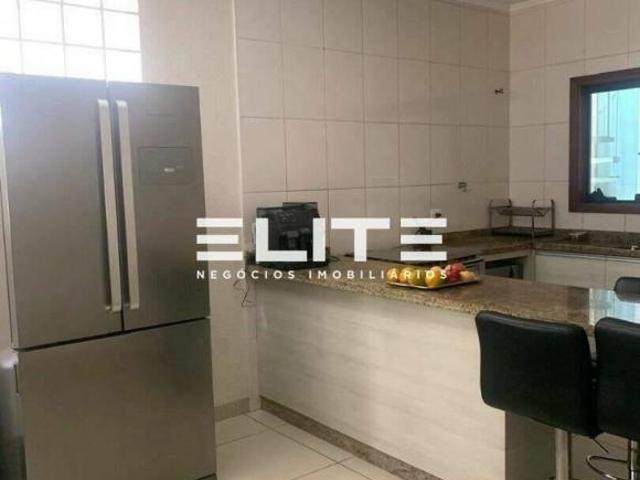 Sobrado à venda, 3 quartos, 1 suíte, 2 vagas, Vila Apiaí Santo André/SP