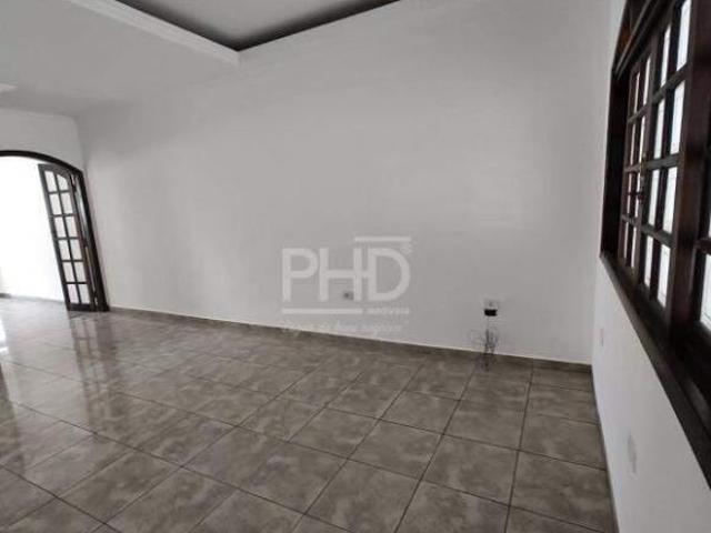 Sobrado à venda, 3 quartos, 1 suíte, 2 vagas, Campestre Santo André/SP