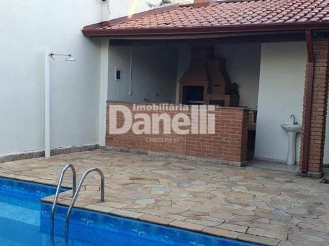 Sobrado à venda, 3 quartos, 1 suíte, 2 vagas, Centro Taubaté/SP