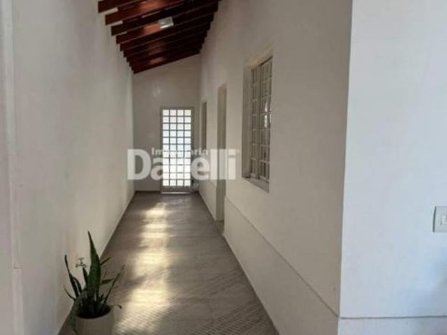 Sobrado à venda, 3 quartos, 1 suíte, 2 vagas, Chácara do Visconde Taubaté/SP