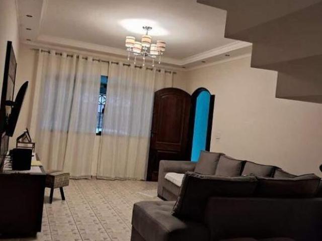 Sobrado à venda 3 quartos 1 suíte 2 vagas Gerassi Santo André SP