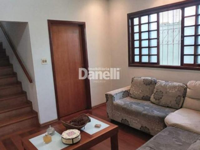 Sobrado à venda, 3 quartos, 1 suíte, 2 vagas, Jardim Ana Emília Taubaté/SP