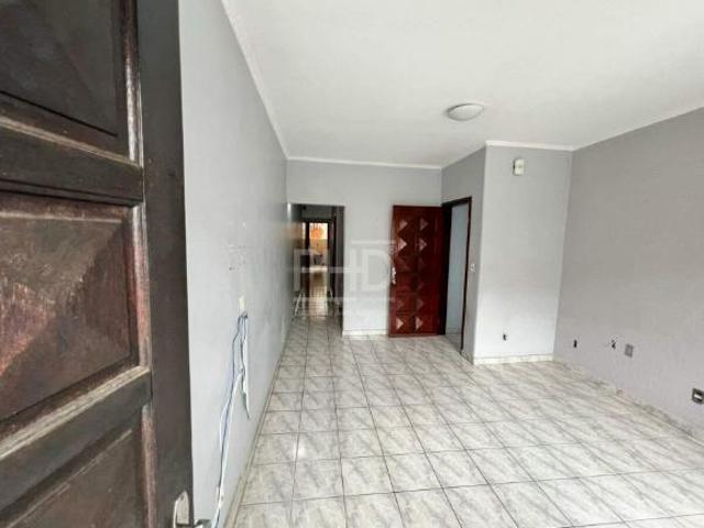 Sobrado à venda, 3 quartos, 1 suíte, 2 vagas, Jardim Marek Santo André/SP