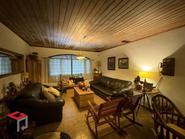 Sobrado à venda 3 quartos 1 suíte 2 vagas Nova Petrópolis São Bernardo do Campo SP