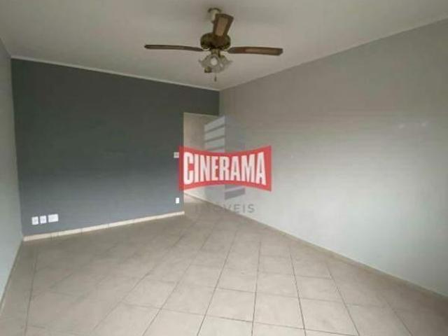 Sobrado à venda, 3 quartos, 1 suíte, 2 vagas, Olímpico São Caetano do Sul/SP
