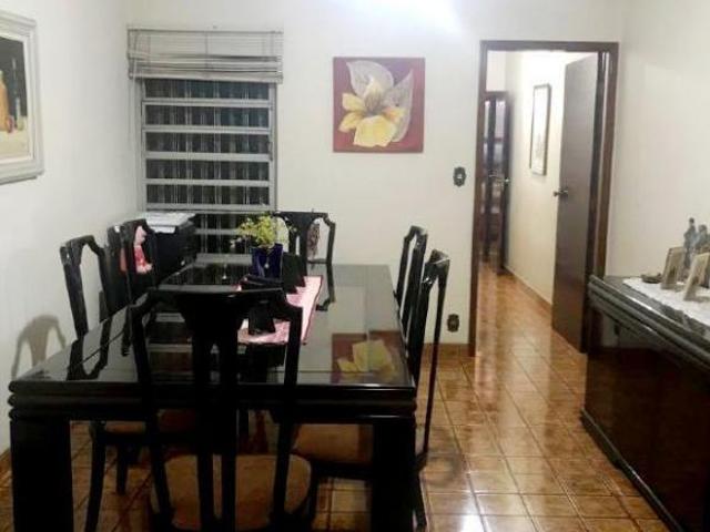 Sobrado à venda 3 quartos 1 suíte 2 vagas Pires Santo André SP