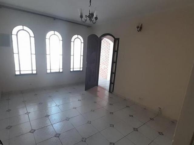 Sobrado à venda 3 quartos 1 suíte 2 vagas Scarpelli Santo André SP