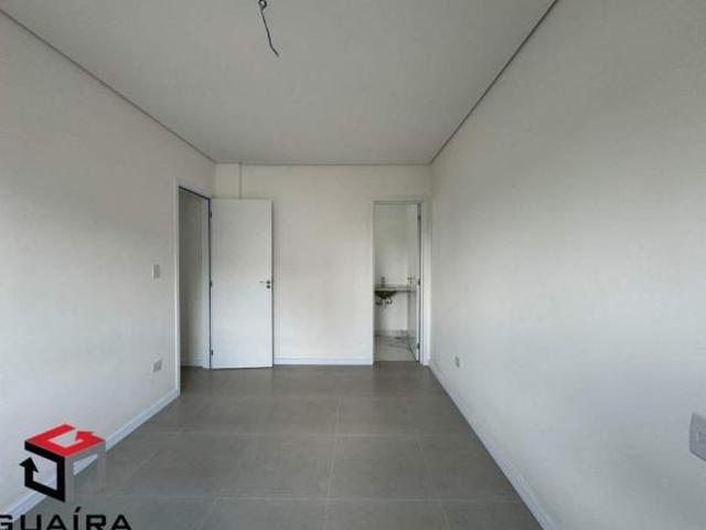 Sobrado à venda 3 quartos 1 suíte 4 vagas Pires Santo André SP