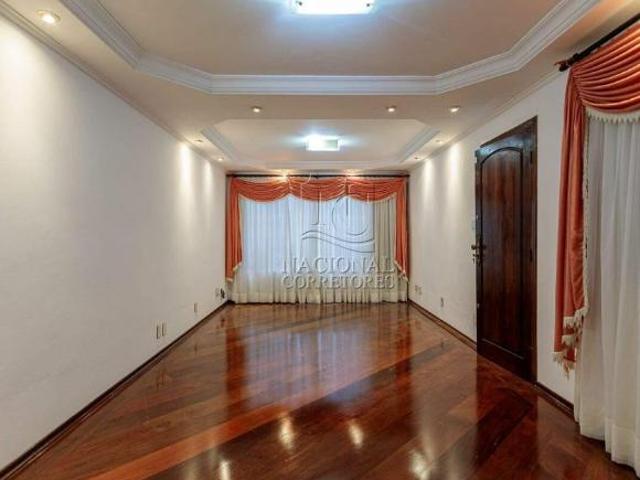 Sobrado à venda, 3 quartos, 1 suíte, 5 vagas, Parque Jaçatuba Santo André/SP