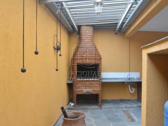 Sobrado à venda, 3 quartos, 1 suíte, 6 vagas, Vila Valparaíso Santo André/SP