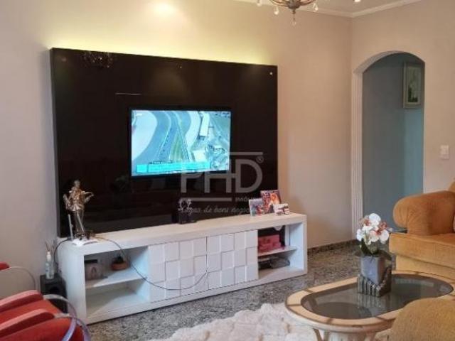 Sobrado à venda, 3 quartos, 1 suíte, 6 vagas, Jardim Las Vegas Santo André/SP