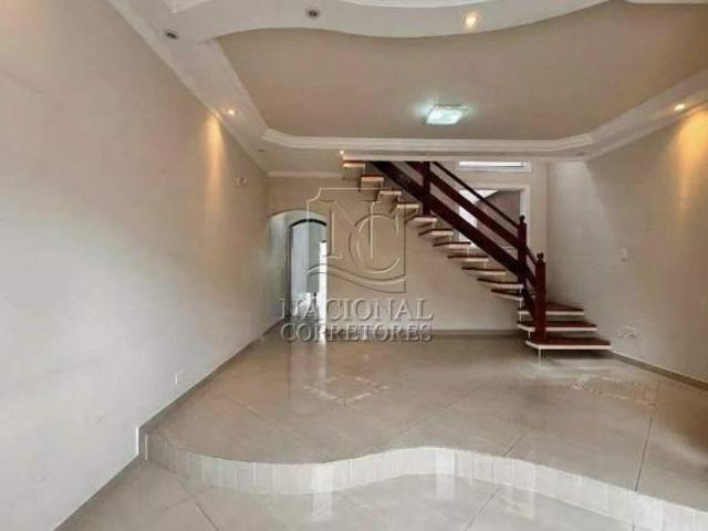 Sobrado à venda, 3 quartos, 1 suíte, 6 vagas, Jardim Las Vegas Santo André/SP
