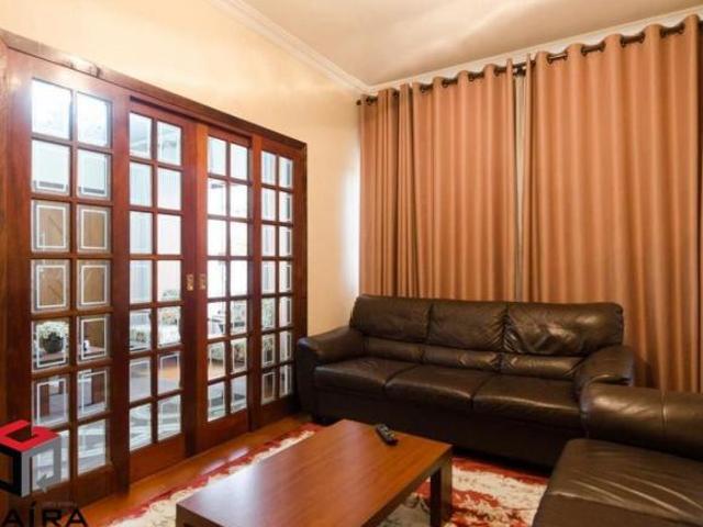 Sobrado à venda 3 quartos 1 suíte 6 vagas Marajoara Santo André SP