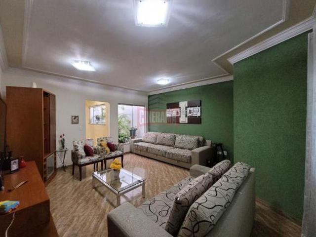 Sobrado à venda, 3 quartos, 1 suíte, 8 vagas, Jardim das Quatro Marias São Bernardo do Campo/SP