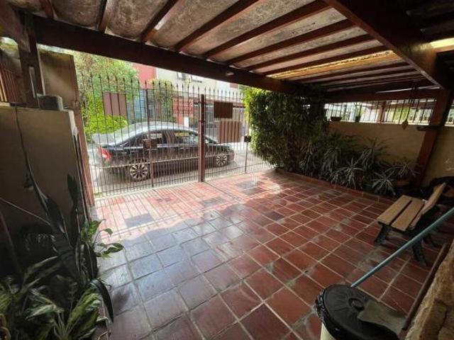 Sobrado à venda, 3 quartos, 1 suíte, Campo Belo São Paulo/SP