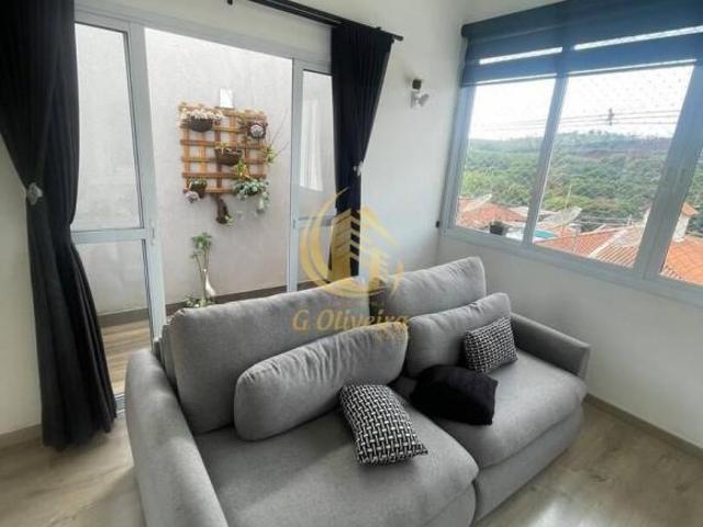 Sobrado à Venda 3 Quartos, 1 Suíte, A/C 200m2 A/T 125m2