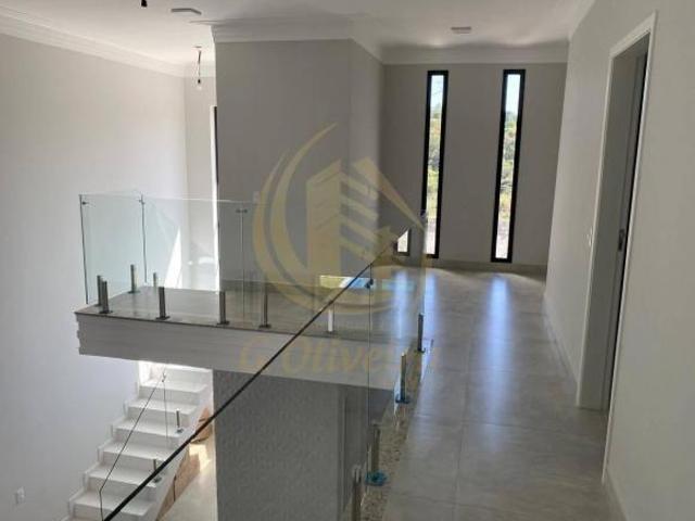 Sobrado à Venda 3 quartos, 1 suíte, A/C 230m² A/T 300m2