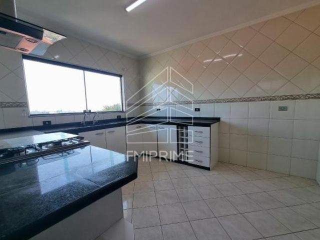 Sobrado à venda, 3 quartos, 1 suíte e 6 vagas Parque São Domingos São Paulo/SP