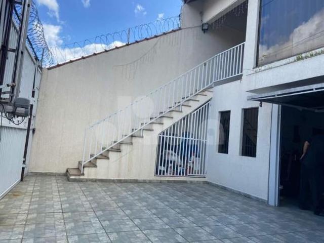Sobrado à venda, 3 quartos 1 suíte Jardim Anchieta em Mauá/SP