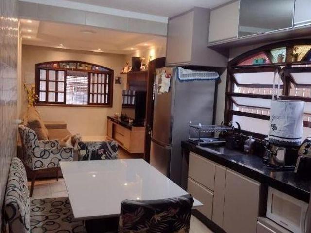 Sobrado à venda, 3 quartos, 1 vaga, Vila Vivaldi São Bernardo do Campo/SP