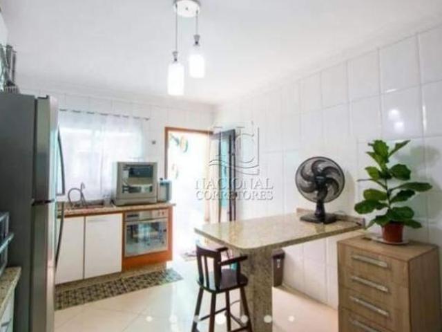 Sobrado à venda, 3 quartos, 2 suítes, 3 vagas, Vila Helena Santo André/SP