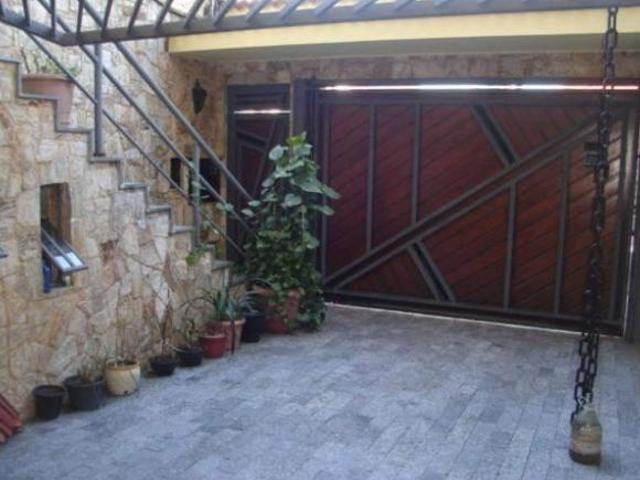Sobrado à venda 3 quartos 2 suítes 6 vagas Santa Terezinha São Bernardo do Campo SP
