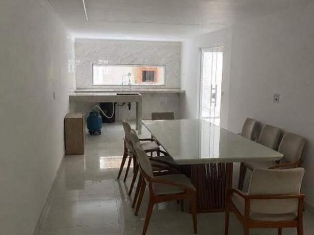 Sobrado à venda 3 quartos 2 vagas São Vicente Mauá SP