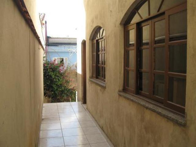 Sobrado à venda, 3 quartos, 2 vagas, Vila Scarpelli Santo André/SP