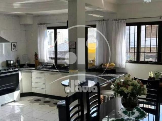 Sobrado à venda, 3 quartos 3 suítes Vila Humaitá em Santo André/SP