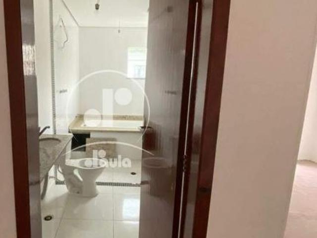 Sobrado à venda, 3 quartos 3 suítes Vila Pinheirinho em Santo André/SP