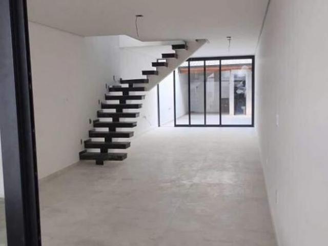 Sobrado à venda 3 quartos 3 suítes 2 vagas Metalúrgica Santo André SP