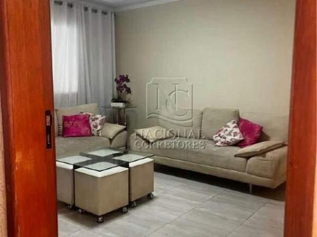 Sobrado à venda, 3 quartos, 3 suítes, 4 vagas, Parque Oratório Santo André/SP