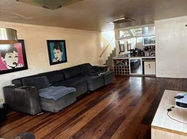 Sobrado à venda 3 quartos 3 suítes 5 vagas Jardim Santo André SP
