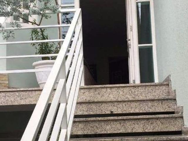 Sobrado à venda 3 quartos 3 suítes 5 vagas Pilar Santo André SP