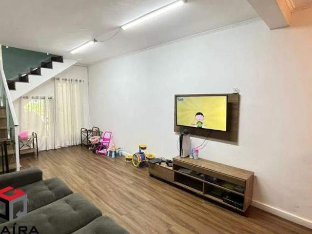 Sobrado à venda 3 quartos 3 vagas Pires Santo André SP