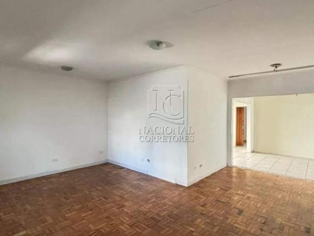 Sobrado à venda, 3 quartos, 3 vagas, Vila Bastos Santo André/SP