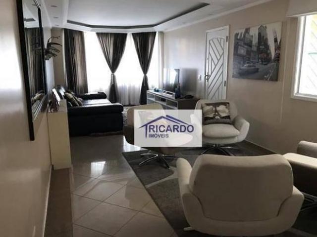 Sobrado à Venda 3 suites 5 vagas de garagem Parada Inglesa